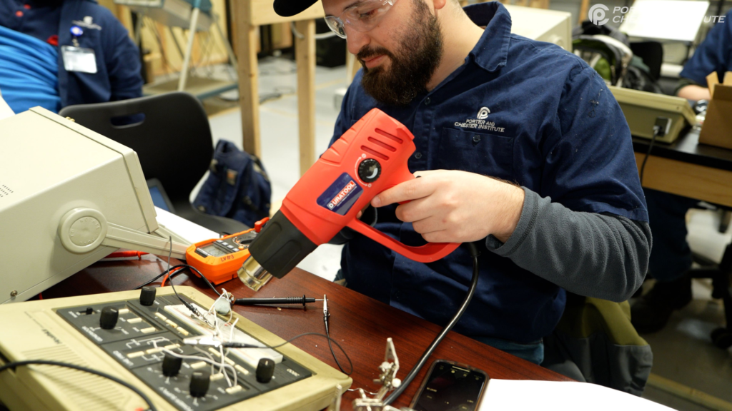 Low Voltage Technology Program | Porter and Chester Institute